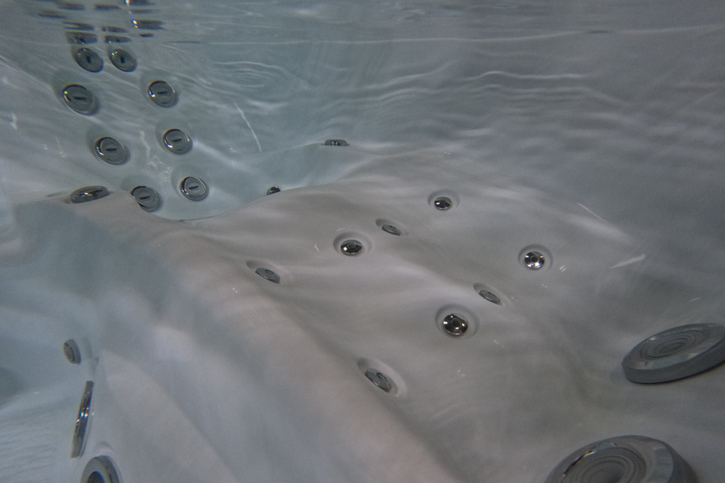 Integration of Fluidix® Jets in Sundance® Spas | Sundance® Spas
