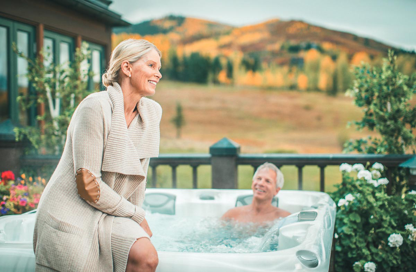 Sundance® 880™ Series Hot Tubs | SundanceSpas.com | Sundance® Spas