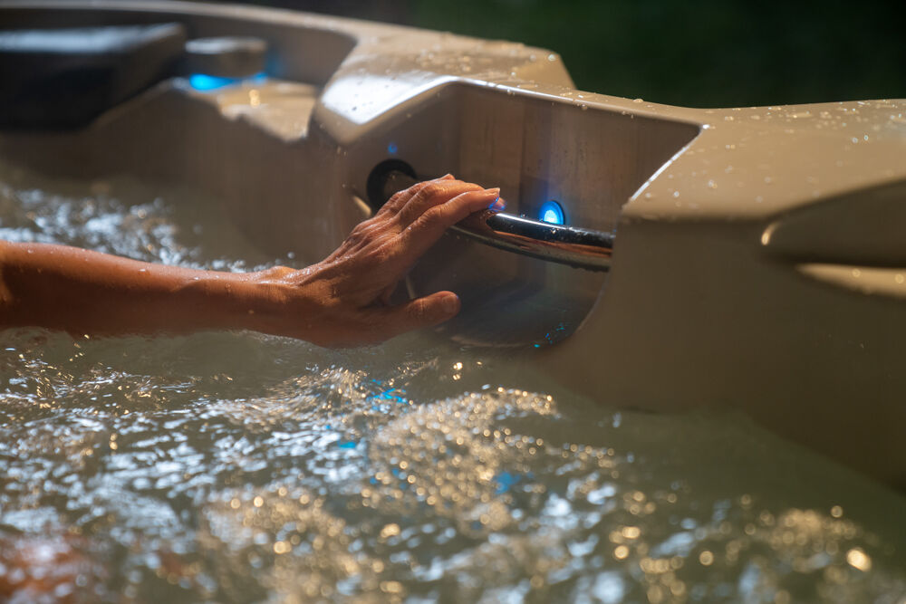Sundance® Optima® – 880™ Series | SundanceSpas.com | Sundance® Spas Canada